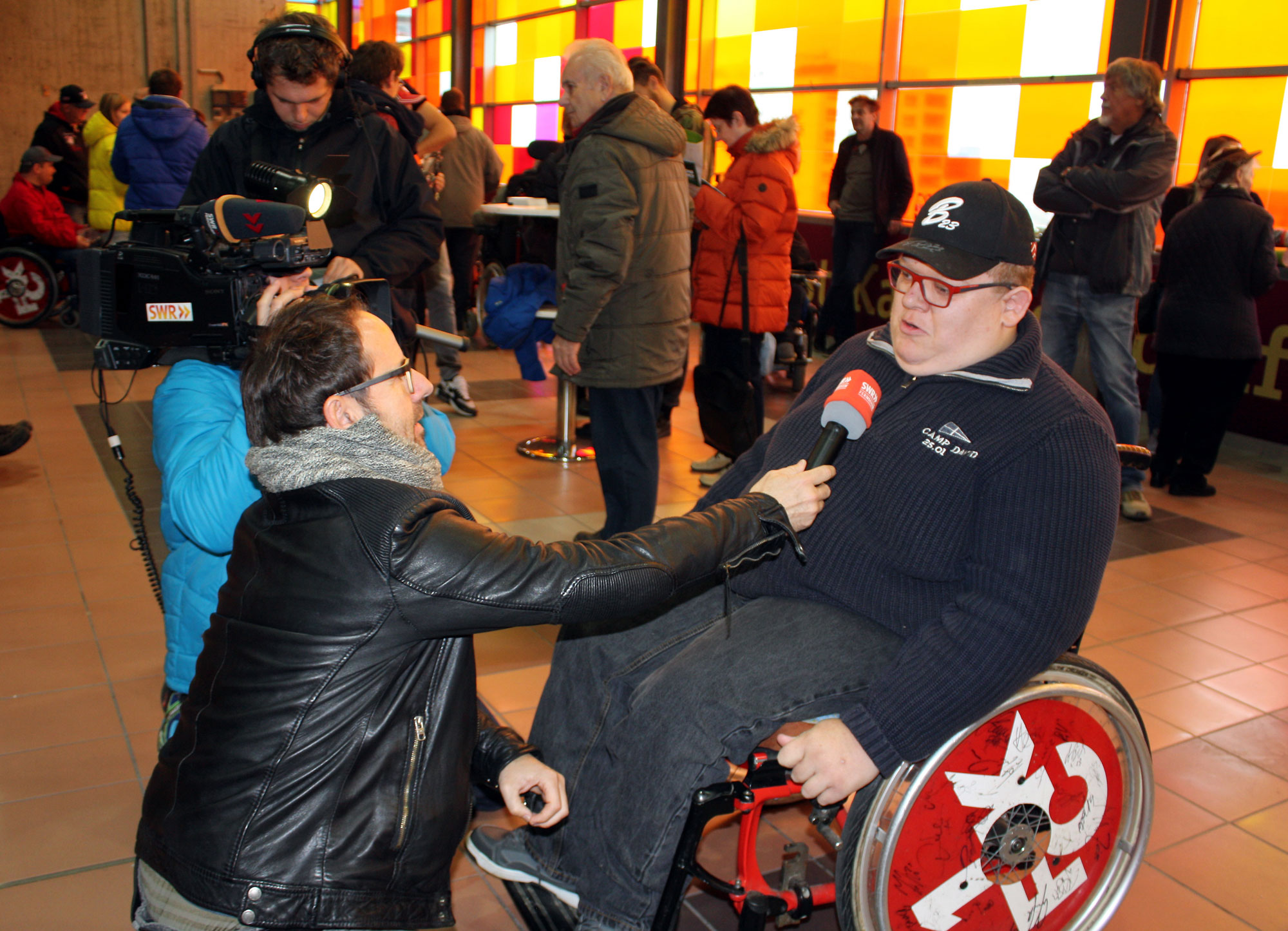 12. Rolli-Autogrammstunde: Hier gab's nur Gewinner! » 1.FCK Fanclub ...